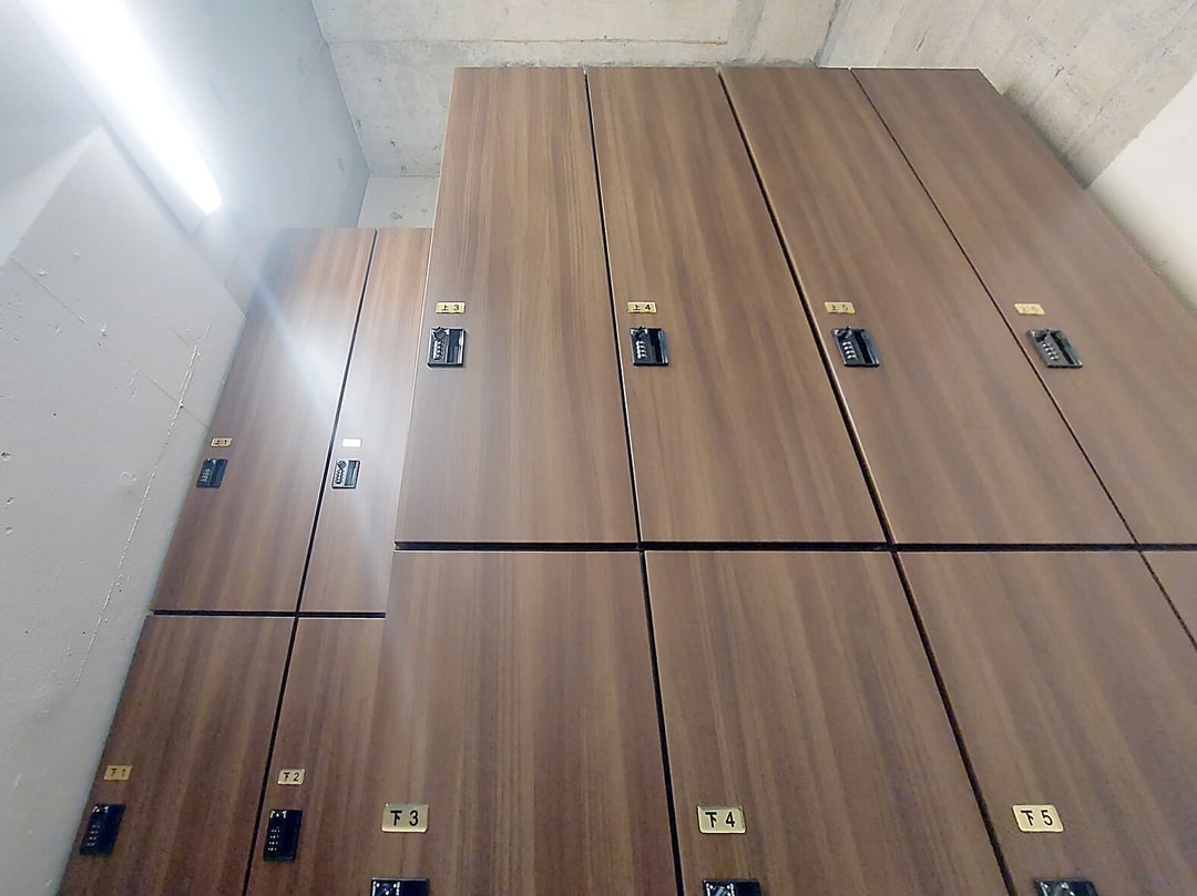 Precise Golf Lab 新宿御苑前｜納入事例｜光葉スチール